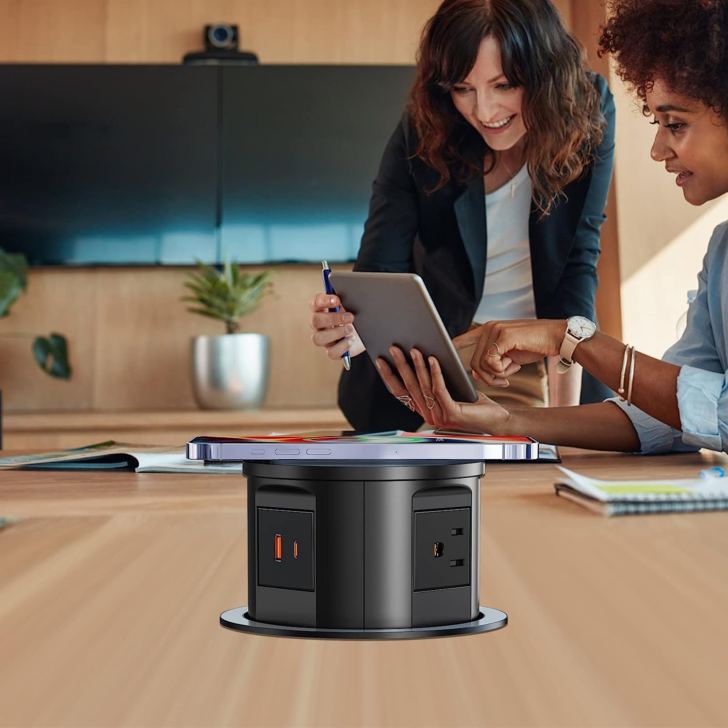 Wireless Charging Kitchen Counter Pop Up With 4 Receptacles with Type-